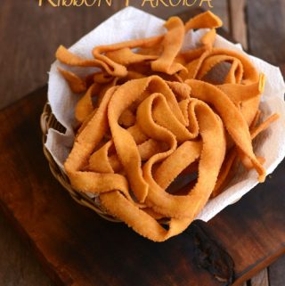 Ribbon Pakoda-Ribbon Murukku Recipe-Diwali Snack Recipes - Padhuskitchen